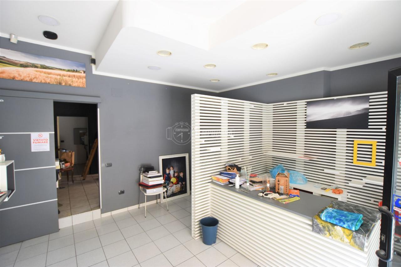 Negozio in vendita a Porto San Giorgio