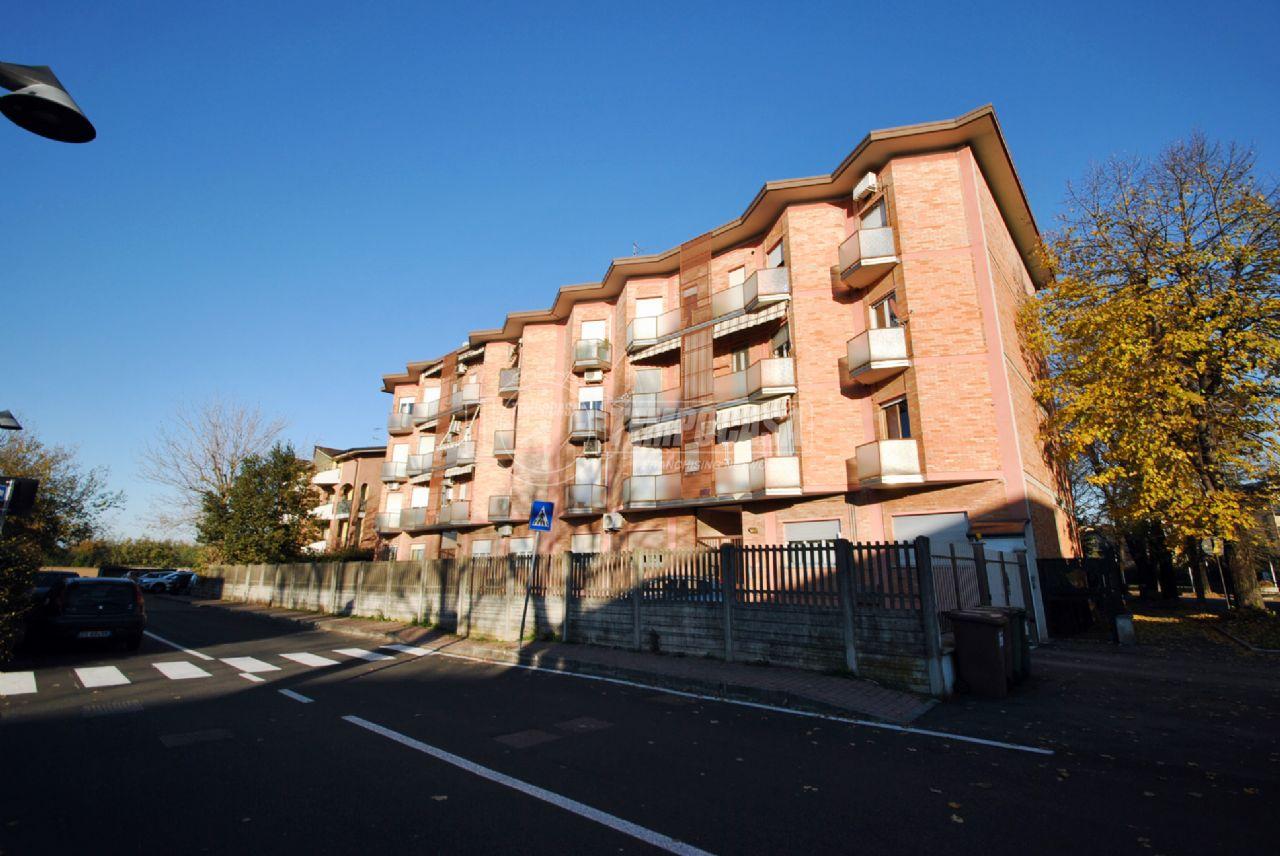 Appartamento in vendita a Caronno Pertusella