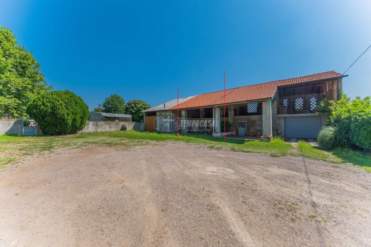 Rustico in vendita a Corbetta