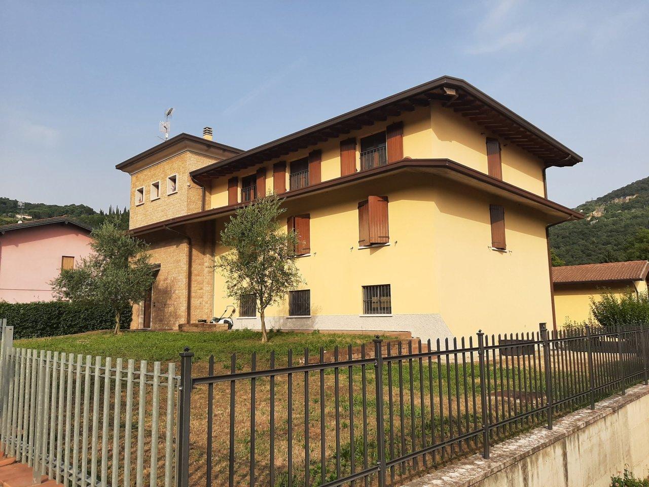 Appartamento in vendita a Botticino