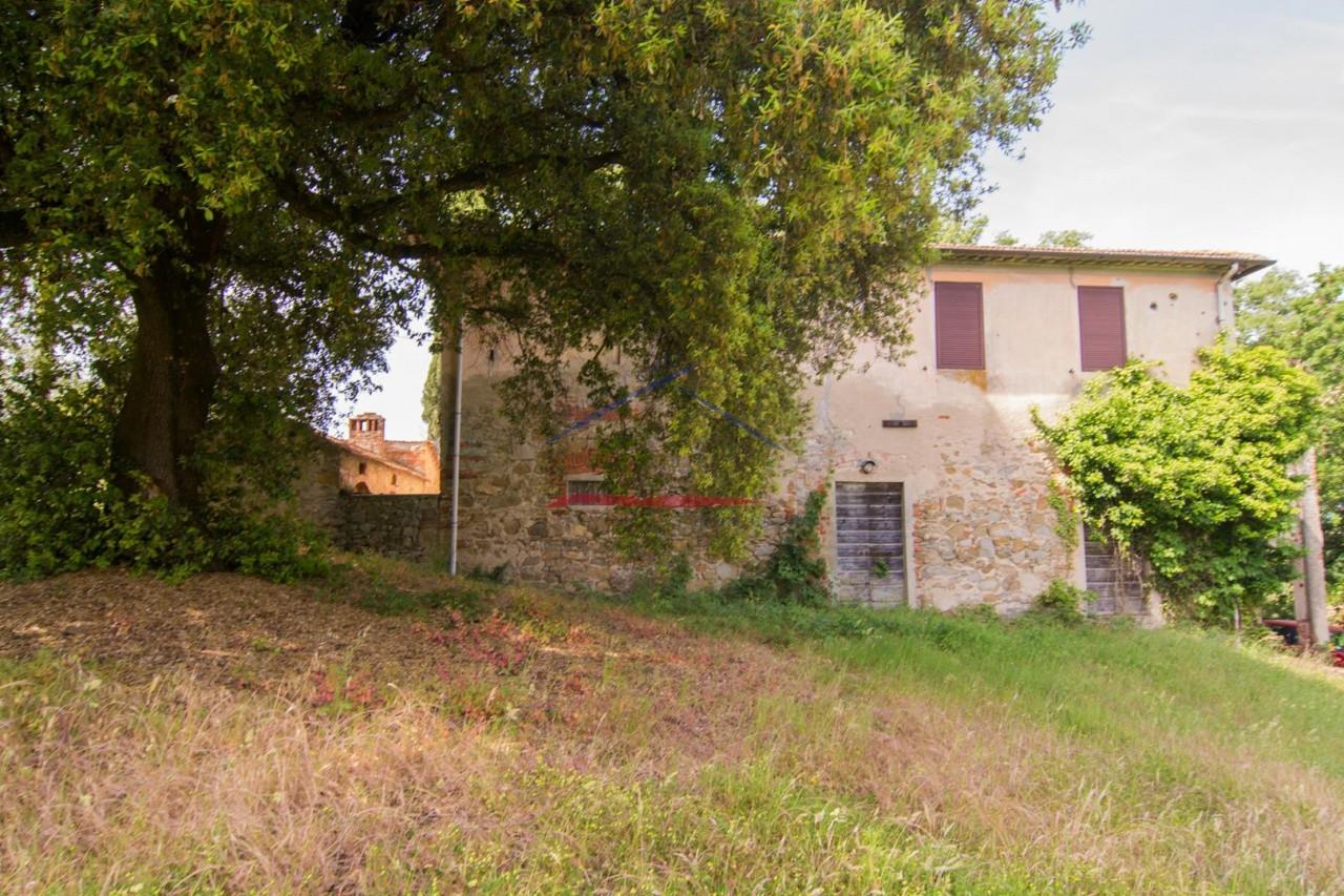 Casa colonica in vendita a Laterina Pergine Valdarno