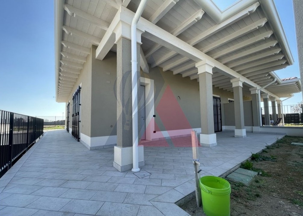 Villa bifamiliare in vendita a Chiari