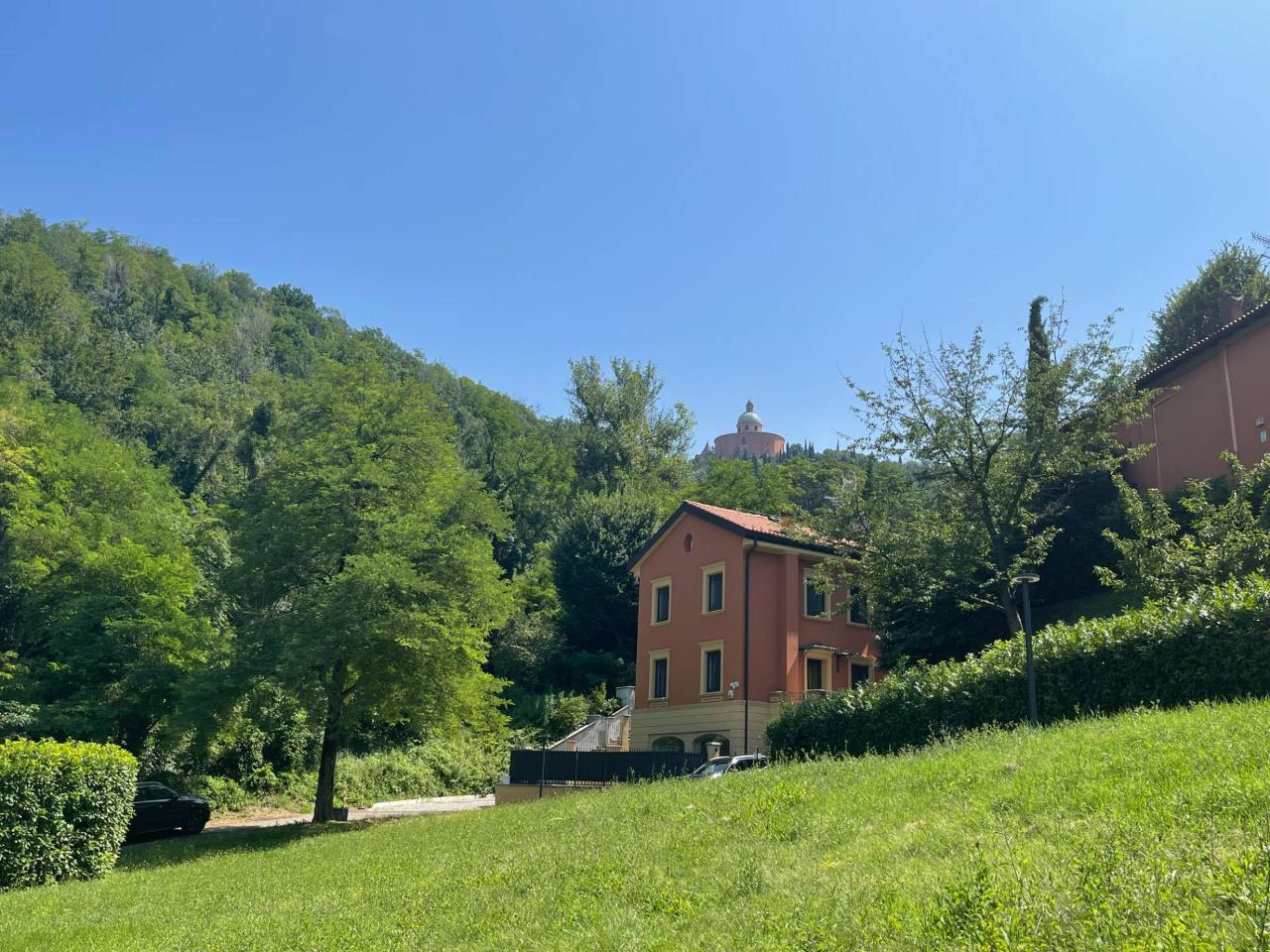 Villa in vendita a Casalecchio Di Reno