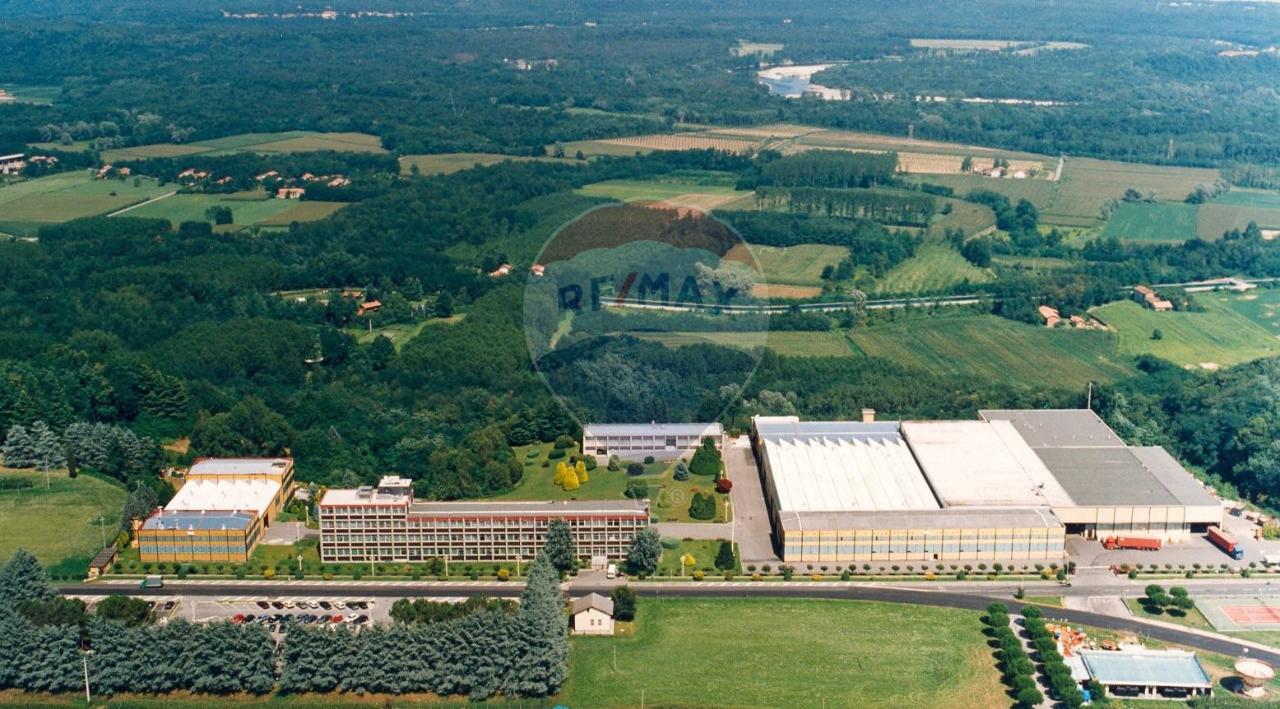 Capannone in vendita a Marano Ticino