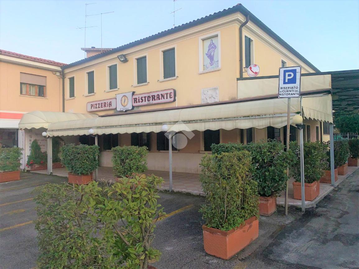 Negozio in affitto a Carbonera