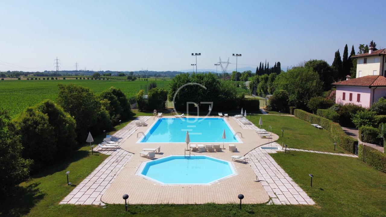 Appartamento in vendita a Desenzano Del Garda