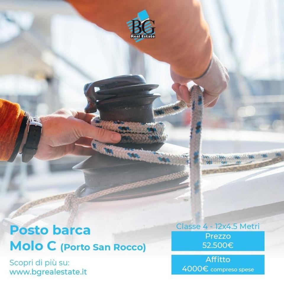 Garage - Autosilos - Parcheggio in vendita a Muggia