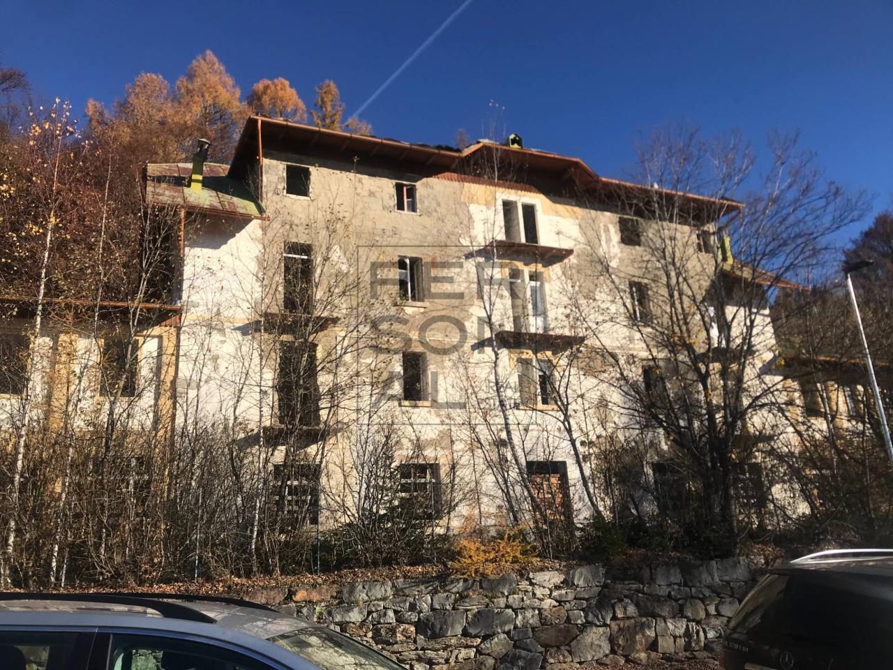 Albergo in vendita a Levico Terme