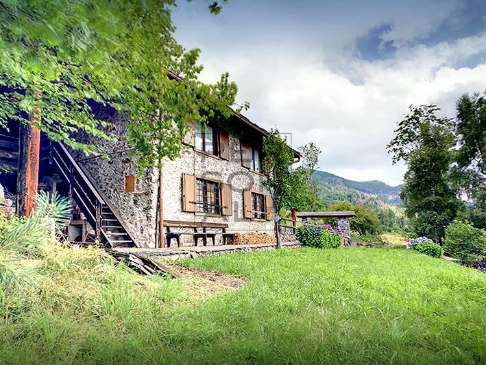 Casa indipendente in vendita a Baselga Di Pine'