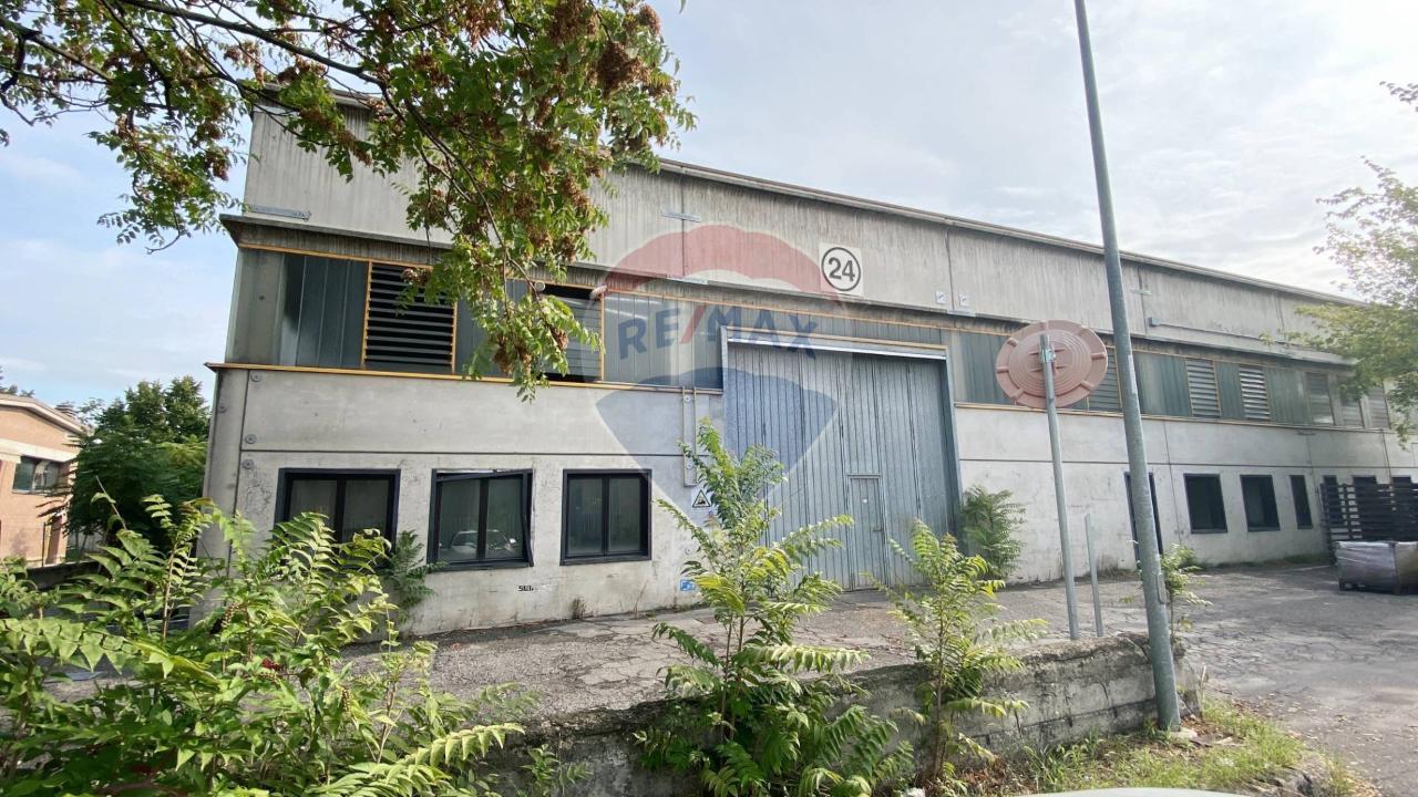 Capannone in vendita a Cavriago