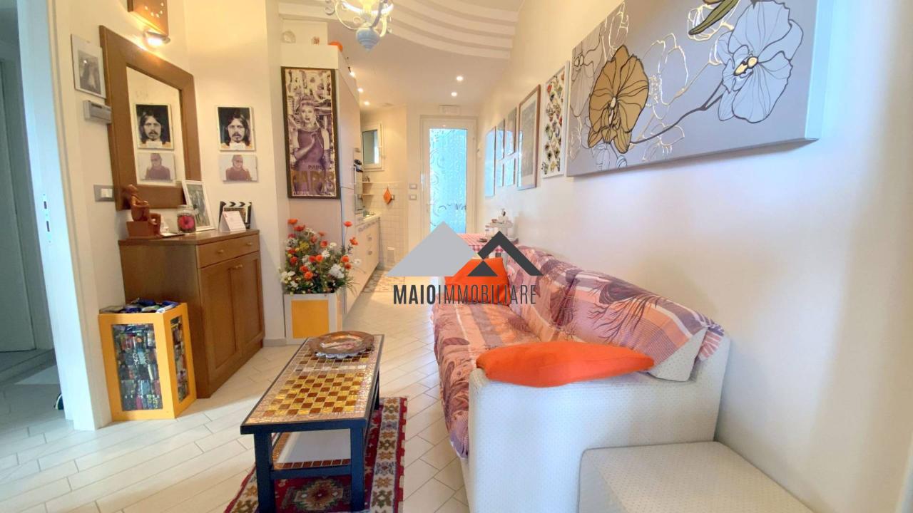 Appartamento in vendita a Riccione