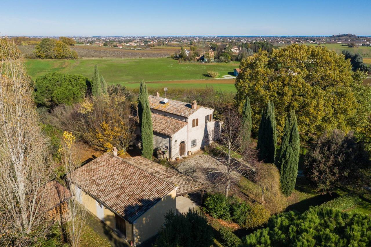 Villa in vendita a Santarcangelo Di Romagna
