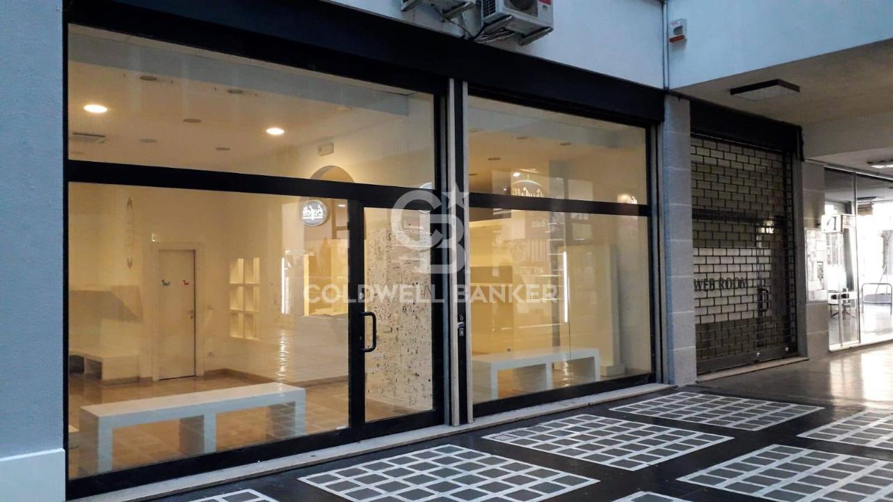 Negozio in affitto a Rimini