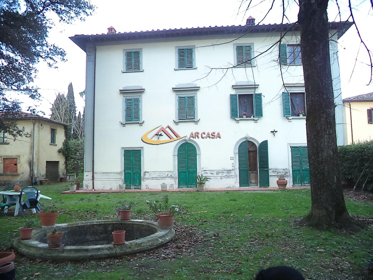 Villa in vendita a Arezzo
