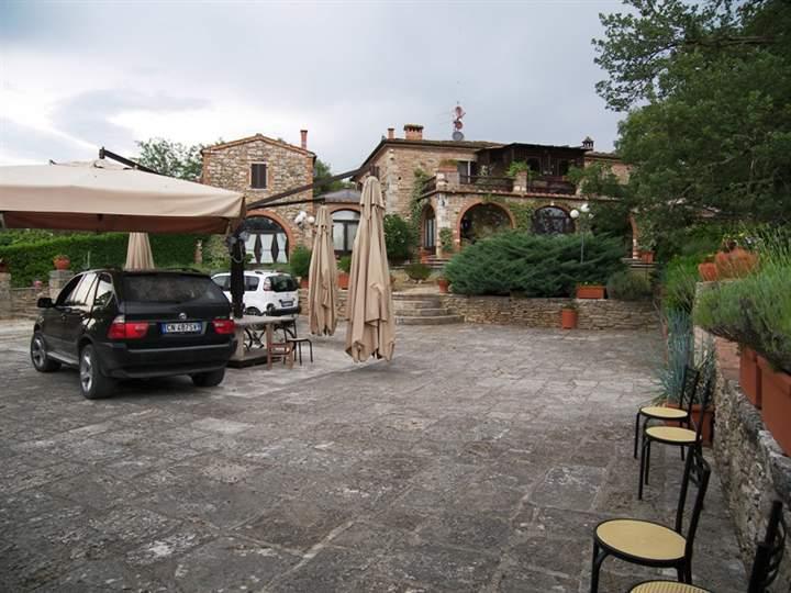 Rustico in vendita a Rapolano Terme
