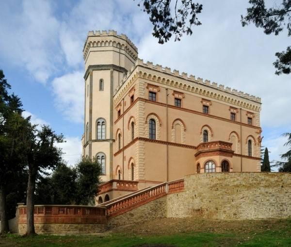 Castello in vendita a Perugia