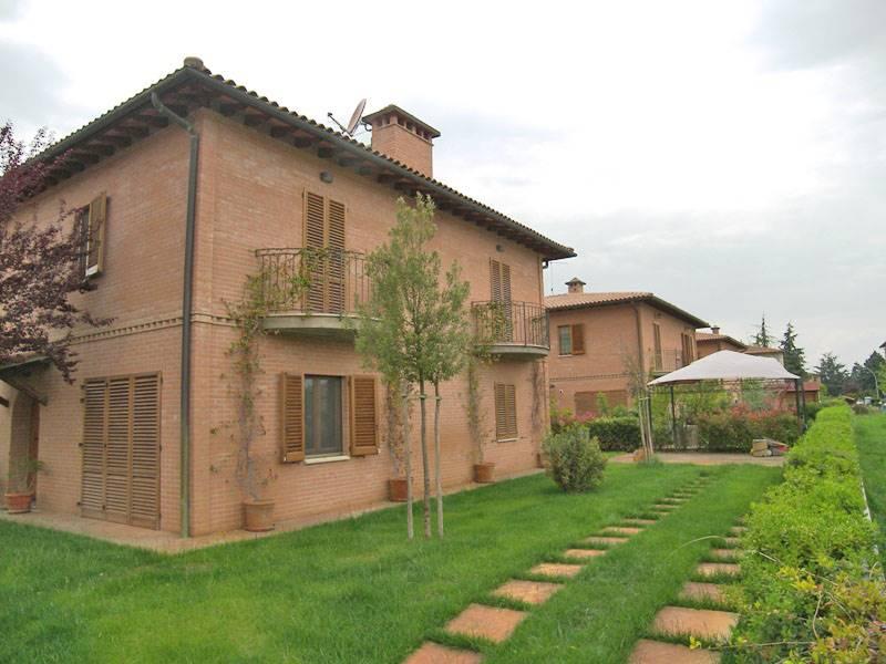 Villa in vendita a Monteroni D'Arbia