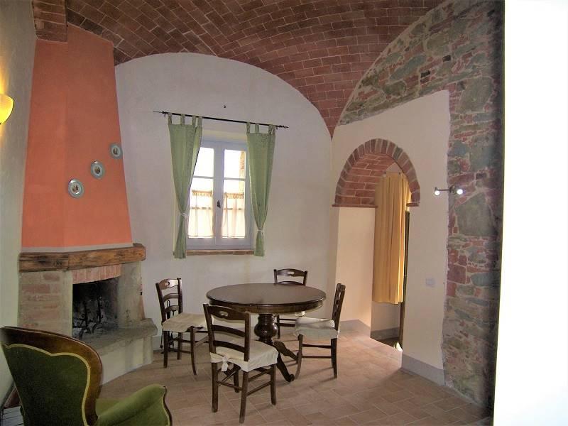 Appartamento in vendita a Lucignano