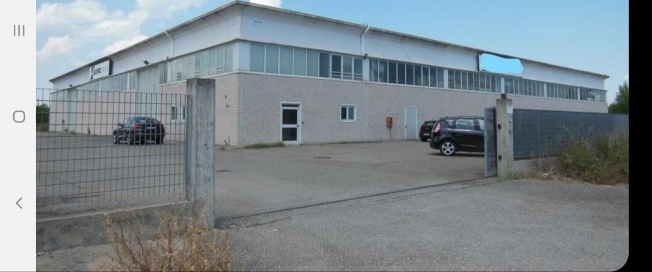 Capannone in affitto a Castiglione Del Lago