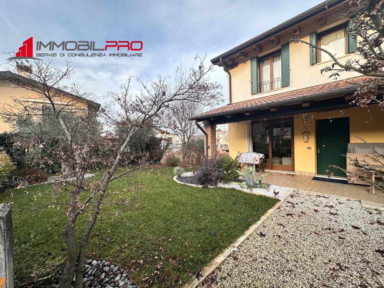 Villa a schiera in vendita a Isola Vicentina