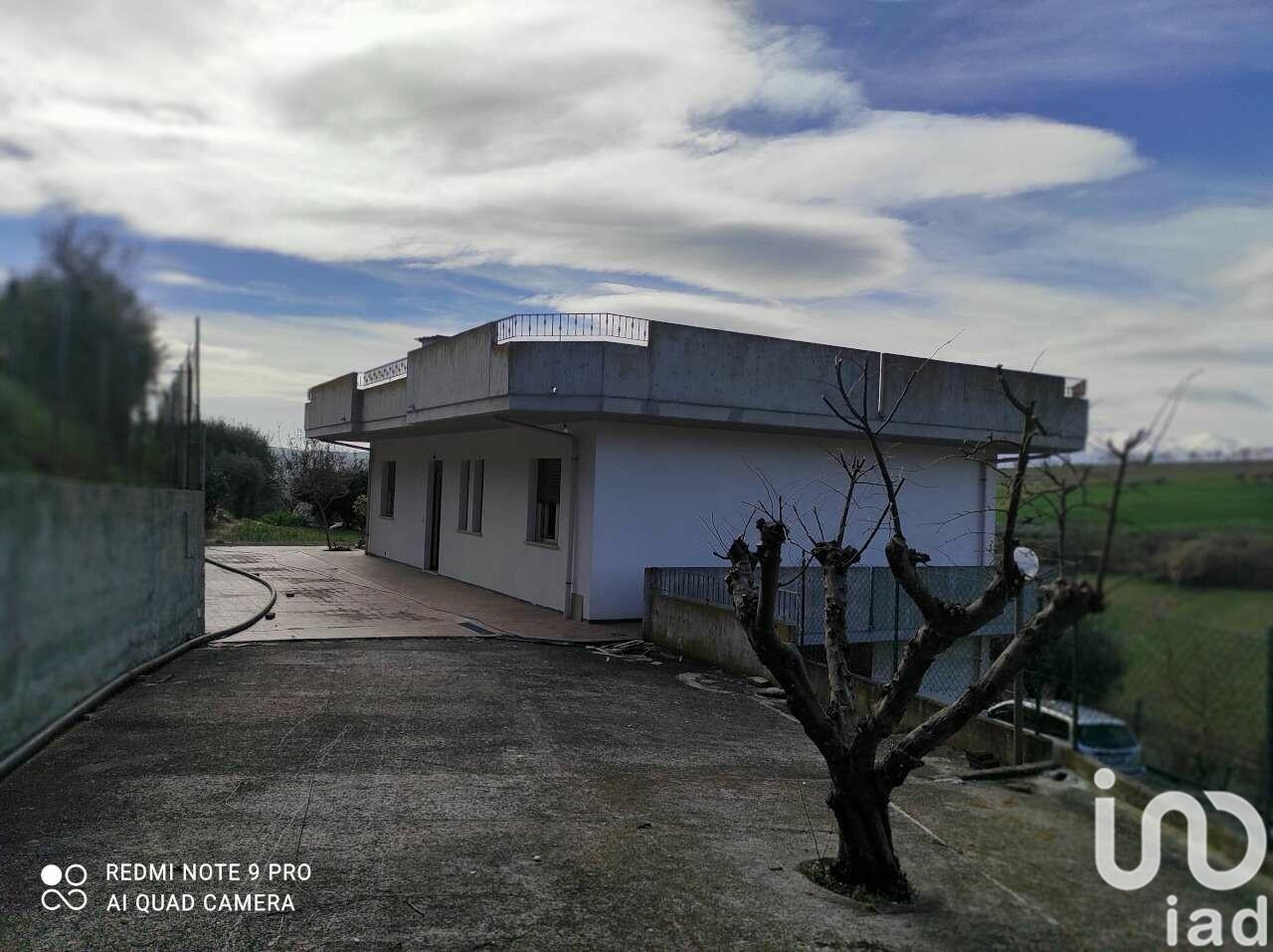 Casa indipendente in vendita a Morro D'Oro