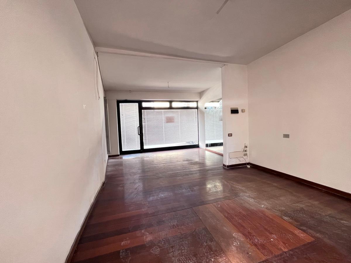 Negozio in affitto a Lonigo