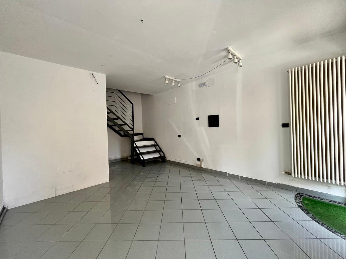 Negozio in affitto a Lonigo