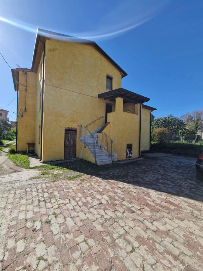 Casa indipendente in vendita a Castelnuovo Magra
