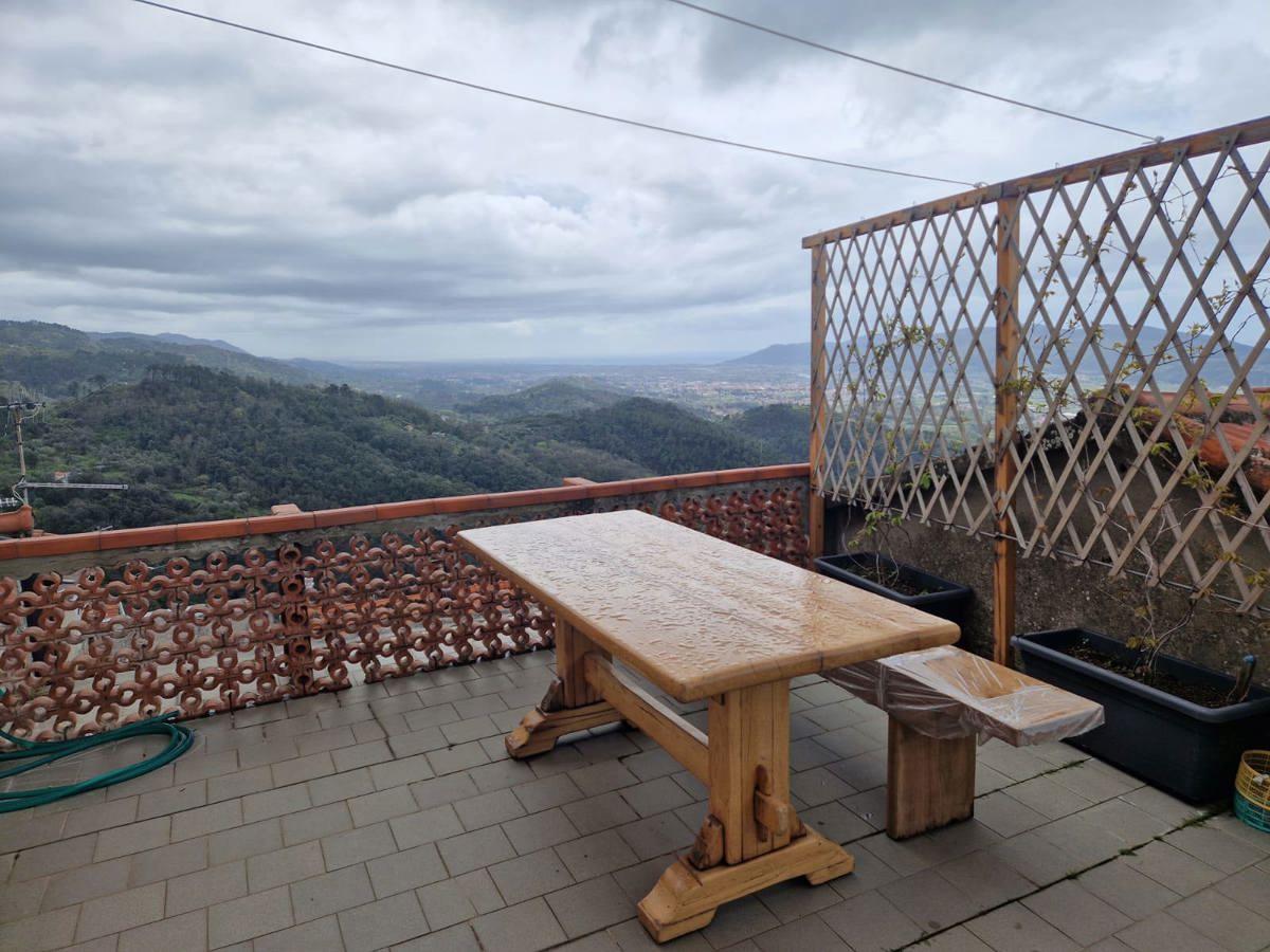 Appartamento in Via Fontolo, Santo Stefano di Magra