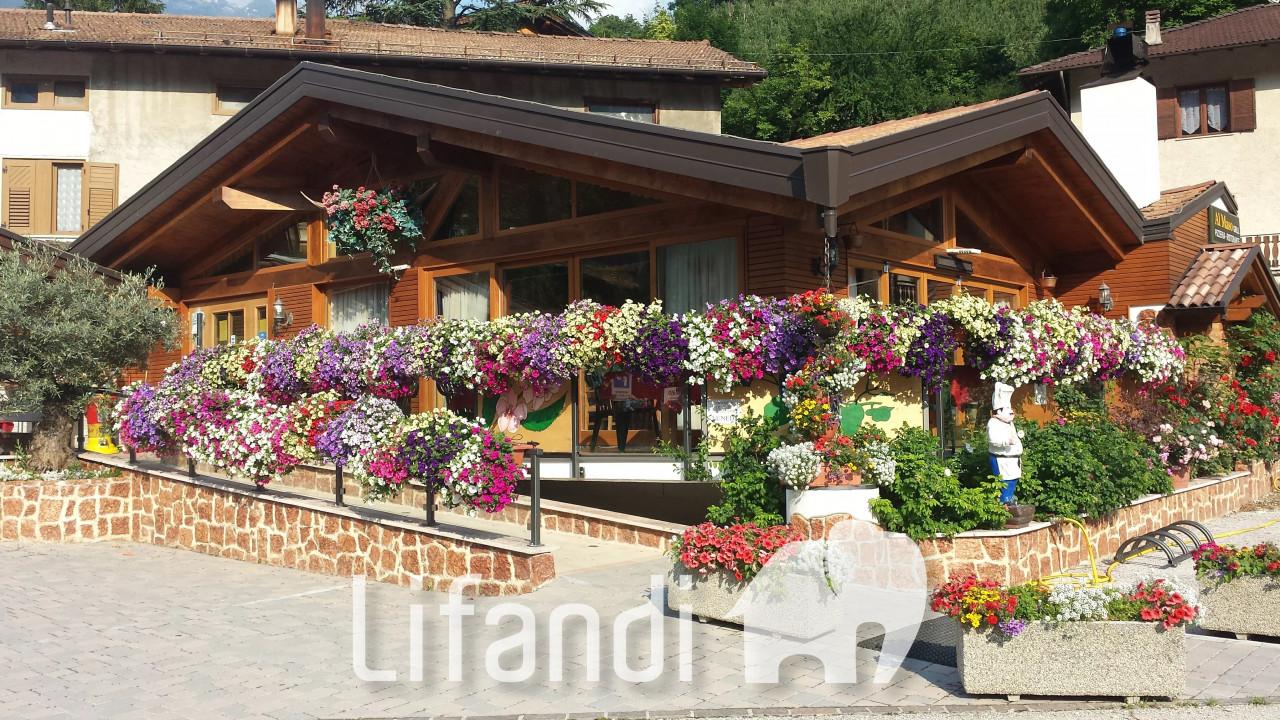 Ristorante in vendita a Sporminore