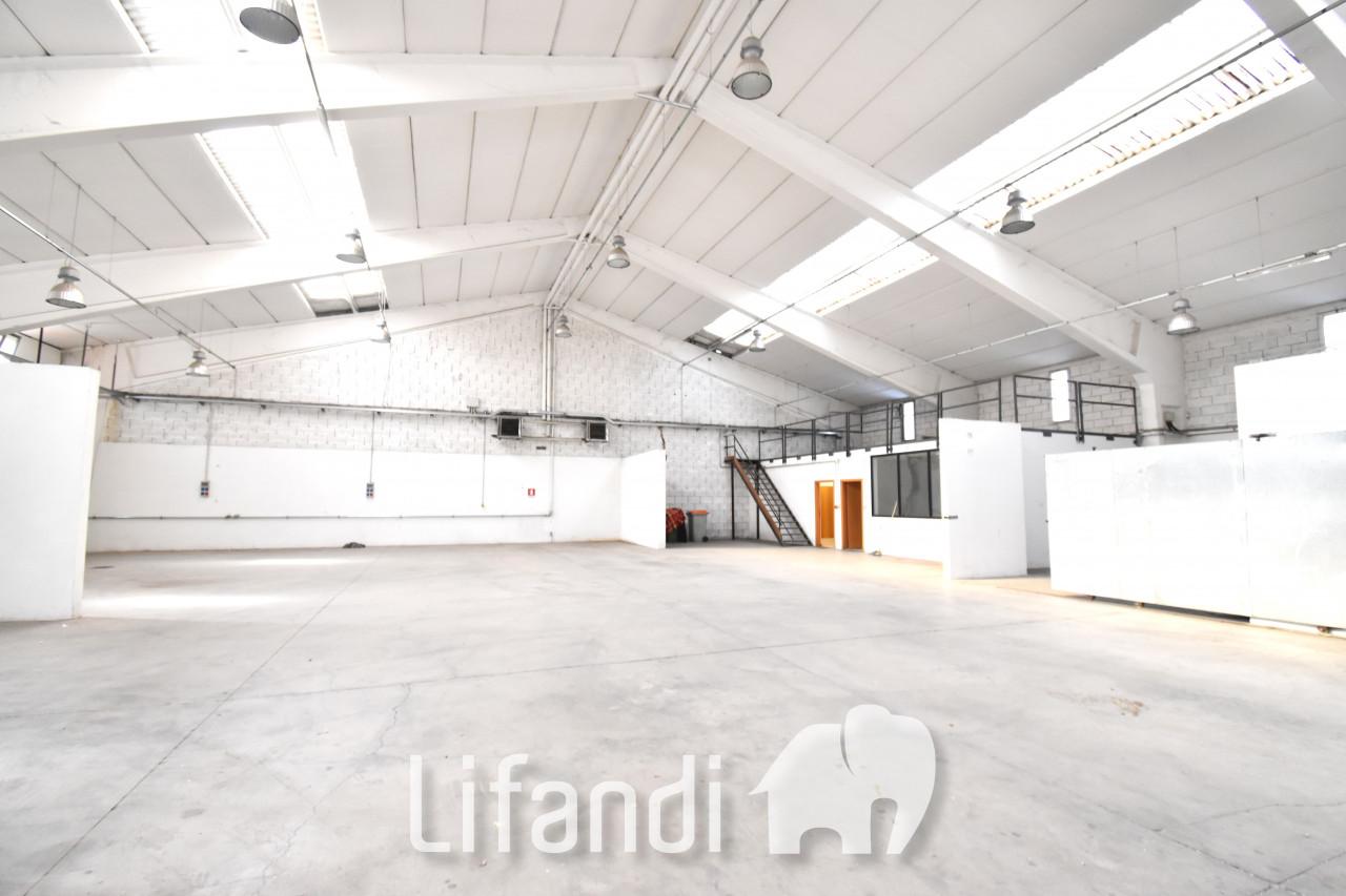 Capannone in vendita a Trento