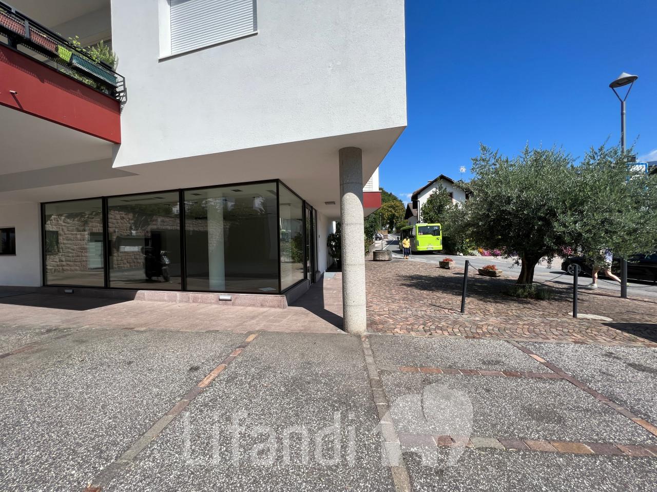 Negozio in vendita a Nalles