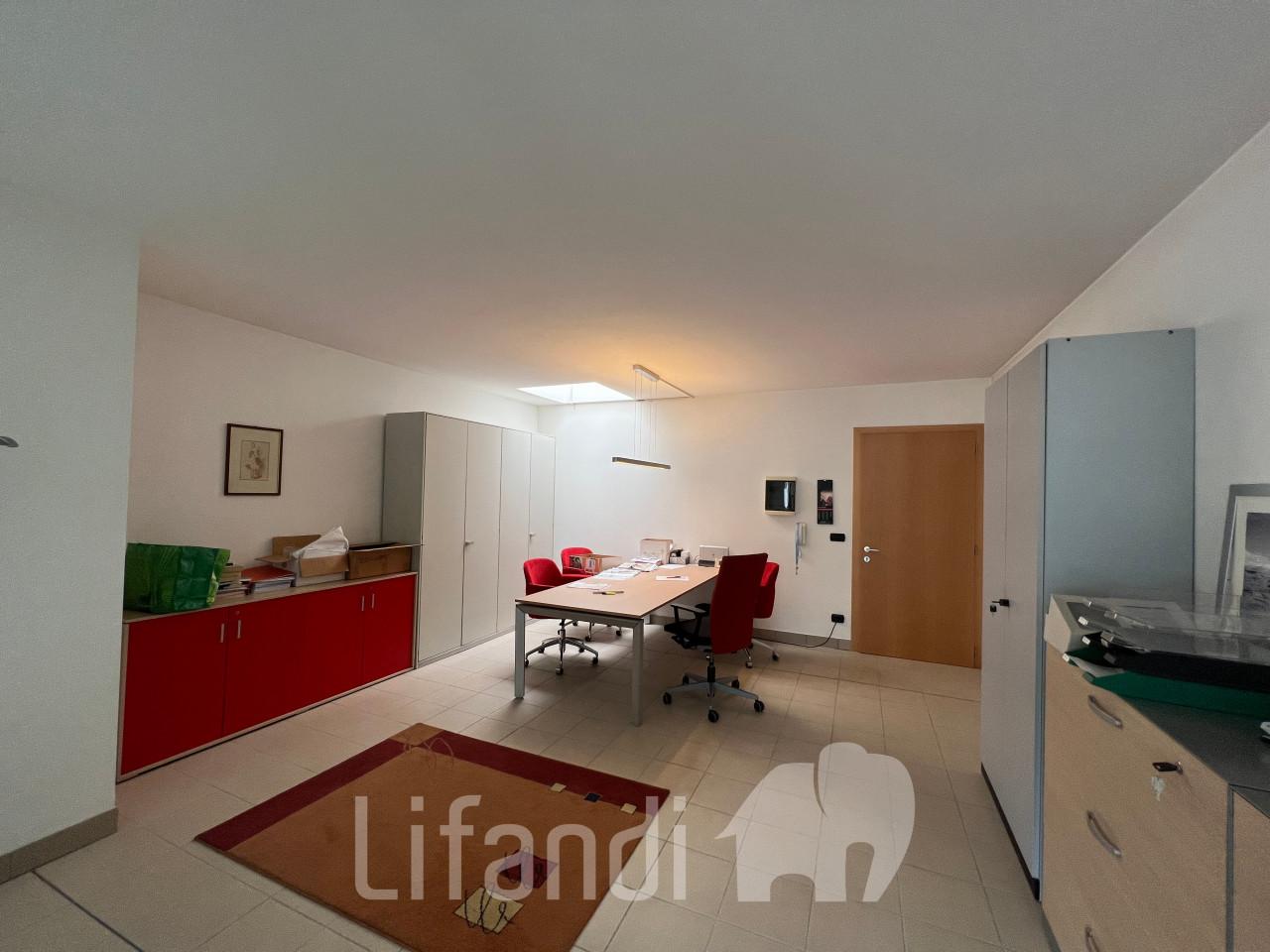 Ufficio in vendita a Lana