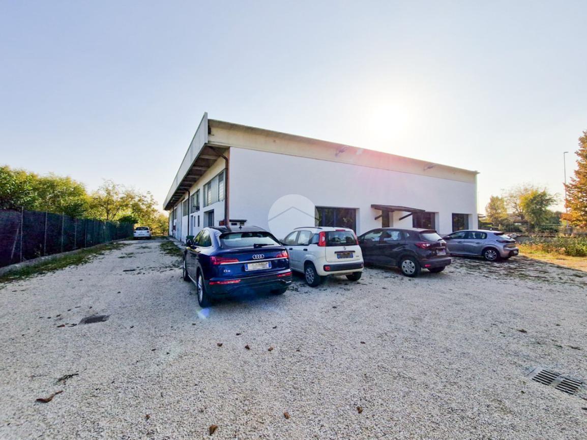 Capannone in affitto a Asola