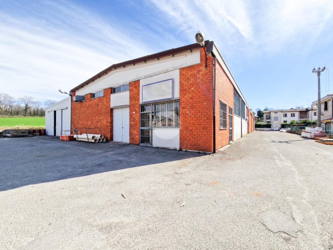 Capannone in affitto a Solferino