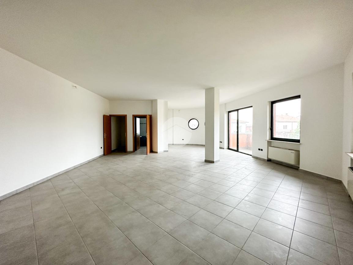 Ufficio in affitto a Guidizzolo