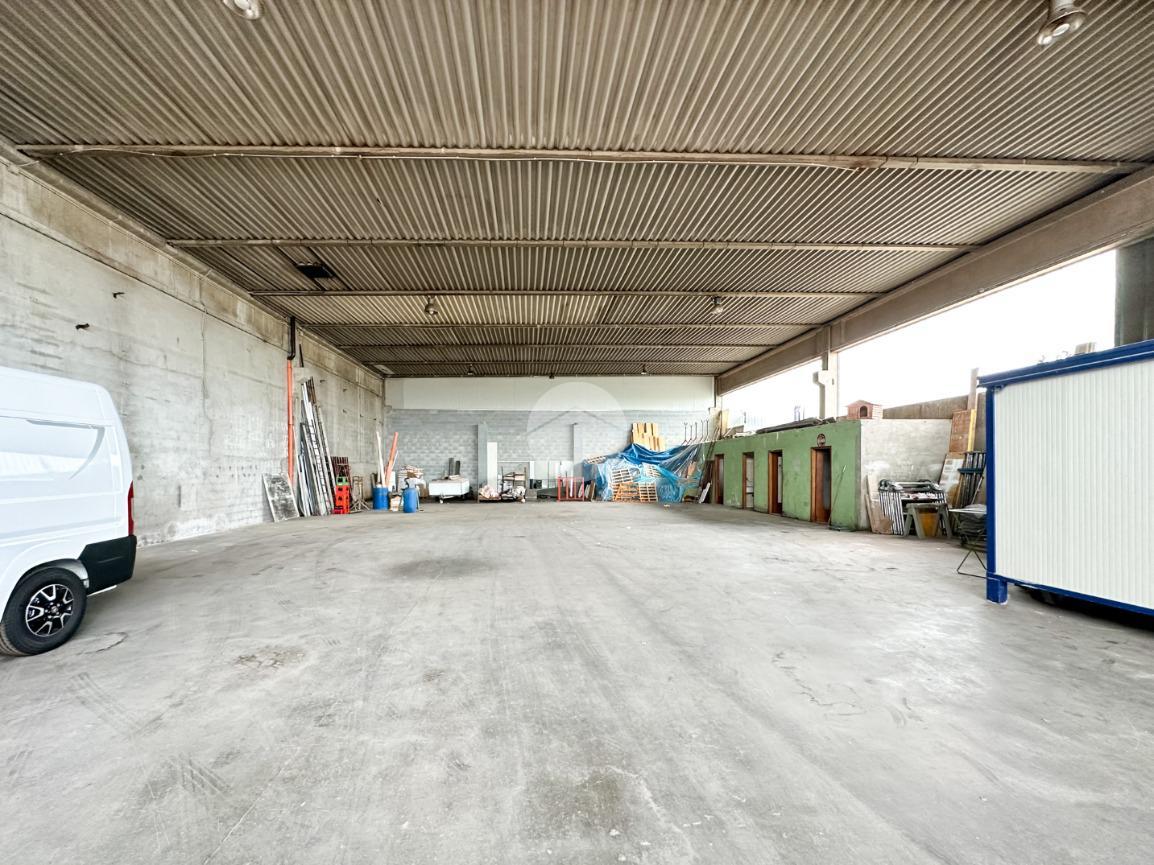 Capannone in vendita a Carpenedolo