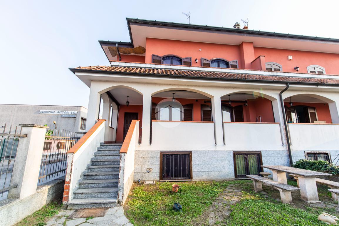 Villa in vendita a Vermezzo con Zelo