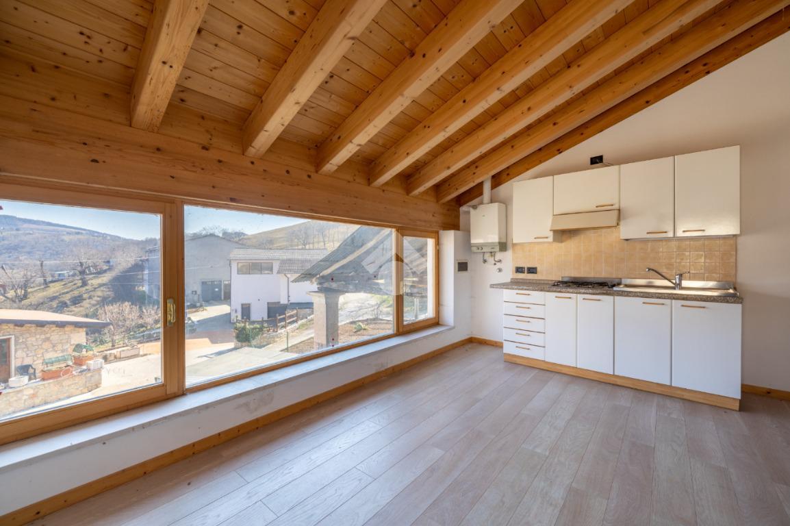 Casa indipendente in vendita a Rovere' Veronese