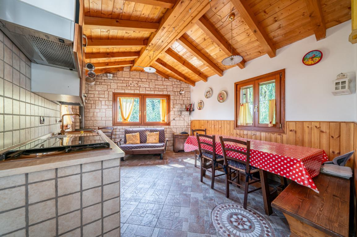 Rustico in vendita a Bosco Chiesanuova