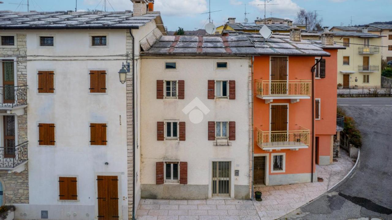 Casa indipendente in vendita a Sant'Anna D'Alfaedo