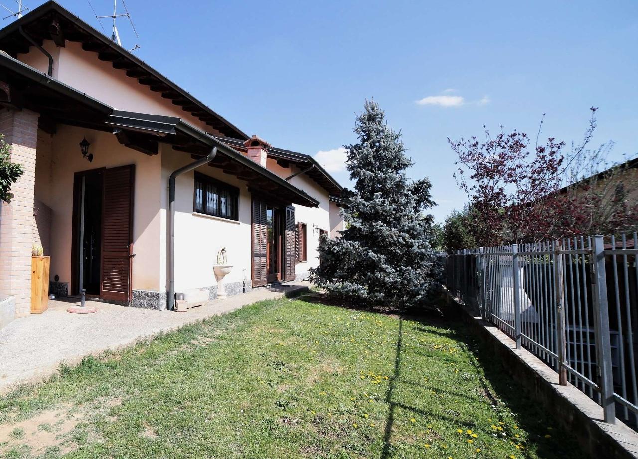 Villa bifamiliare in vendita a Vistarino