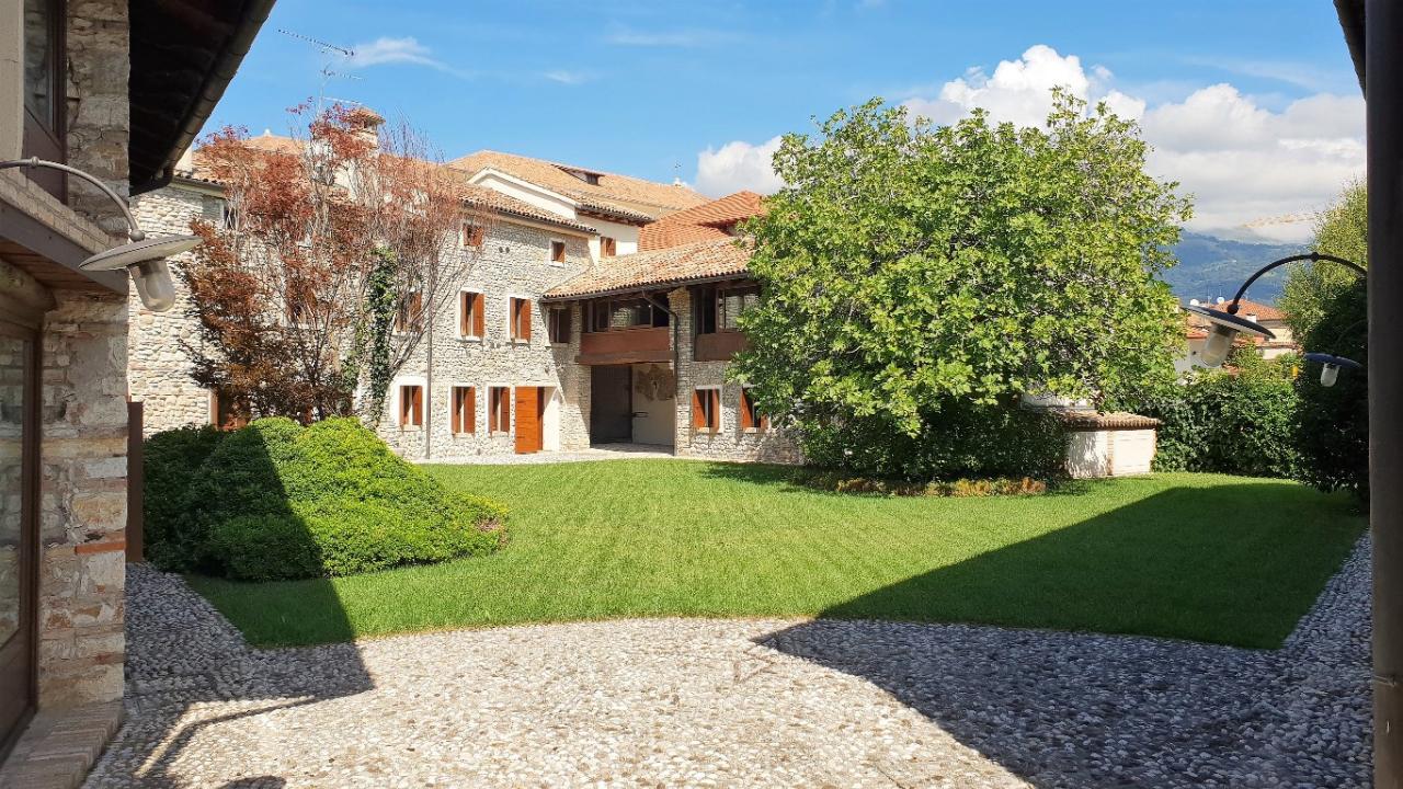 Casa indipendente in vendita a Valdobbiadene