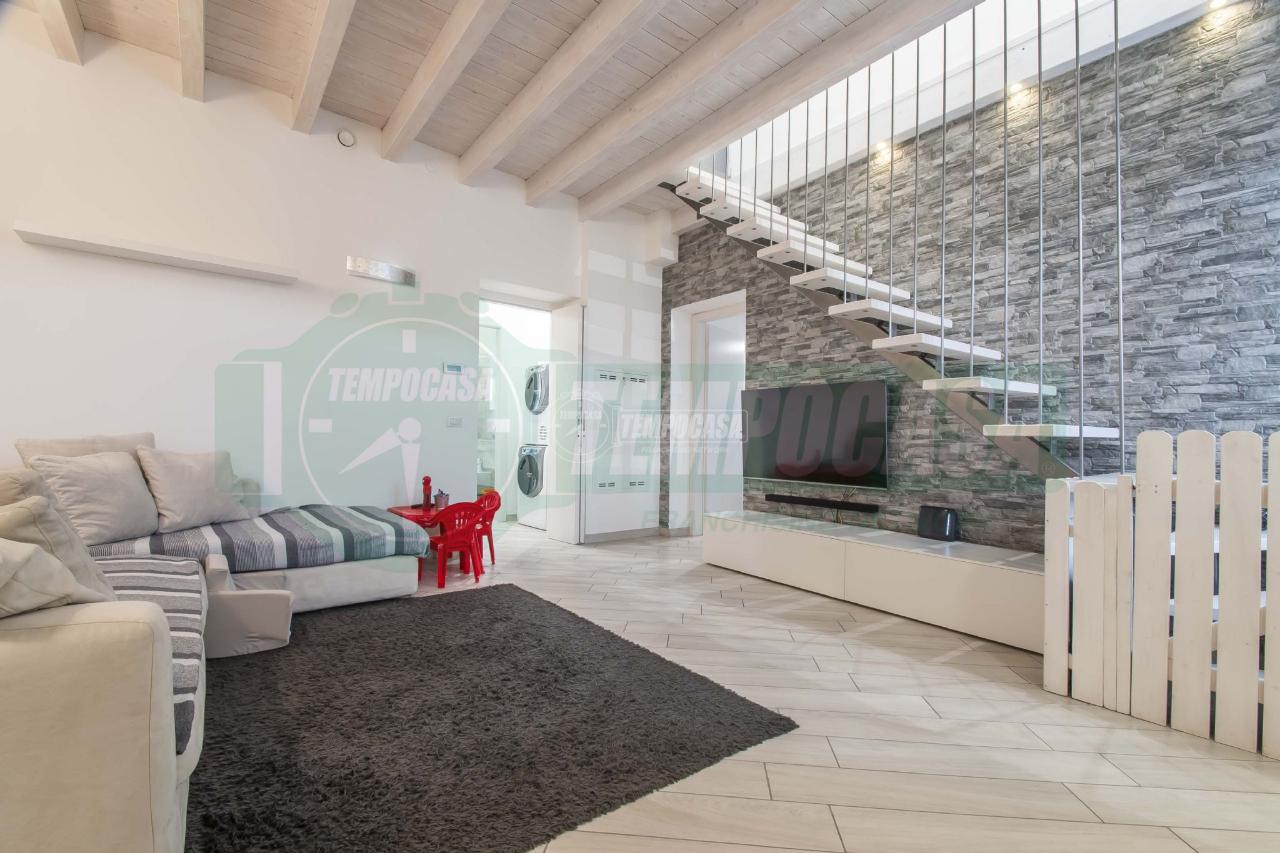 Quadrilocale, Gorla Minore