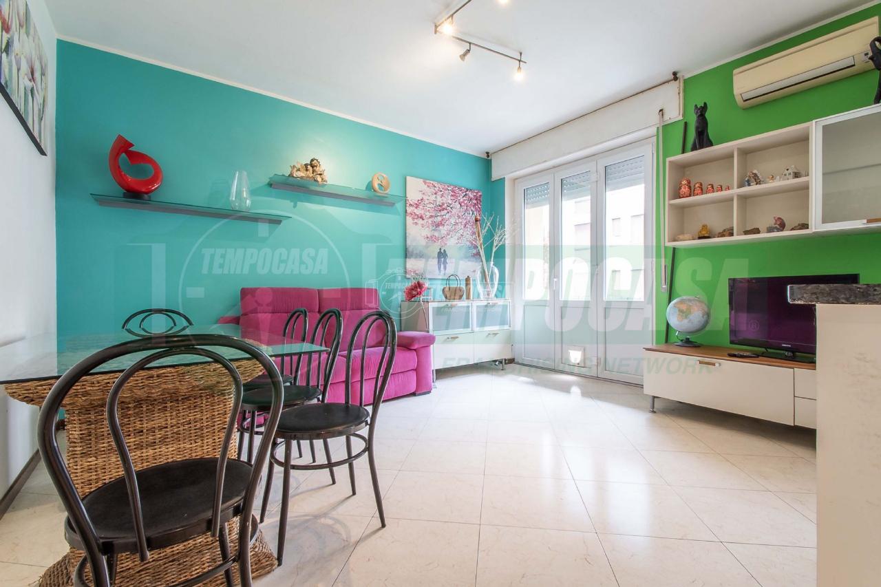 Appartamento in vendita a Gorla Minore