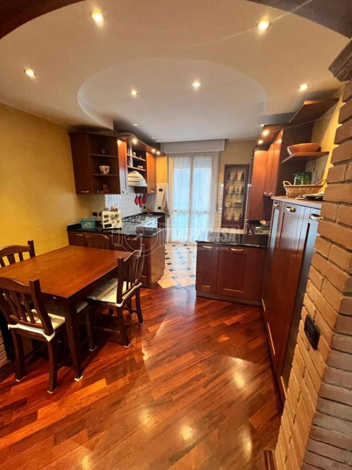 Appartamento in vendita a Cornate D'Adda