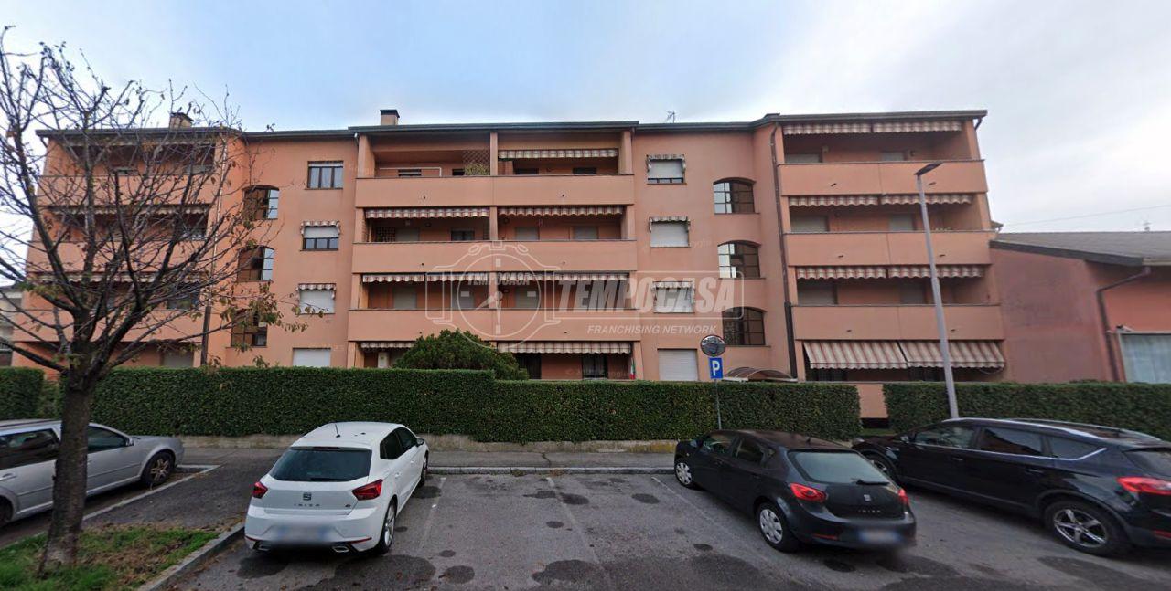 Appartamento in vendita a Cornate D'Adda