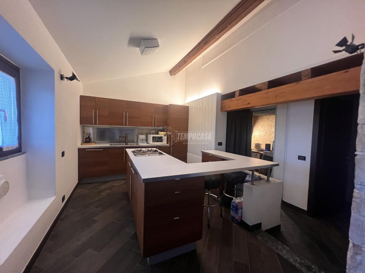 Appartamento in vendita a Mezzago