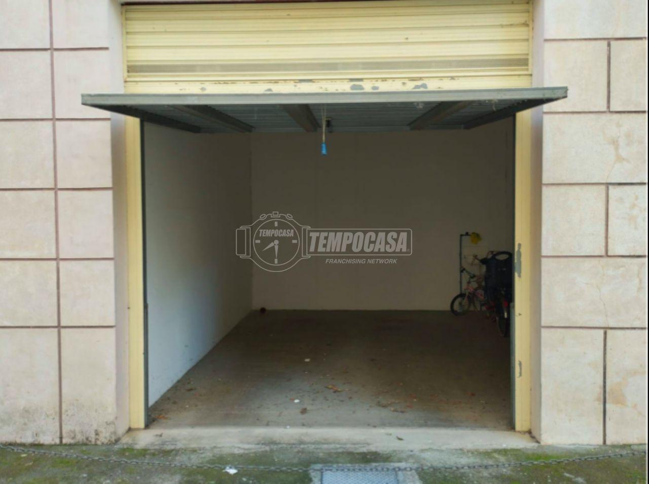 Box in vendita a Rapallo