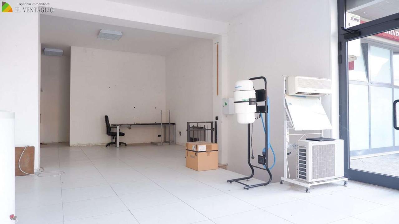 Negozio in affitto a Fiorano Modenese